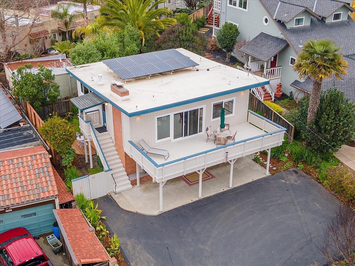 205 Sand St, Aptos, CA 95003 | Zillow