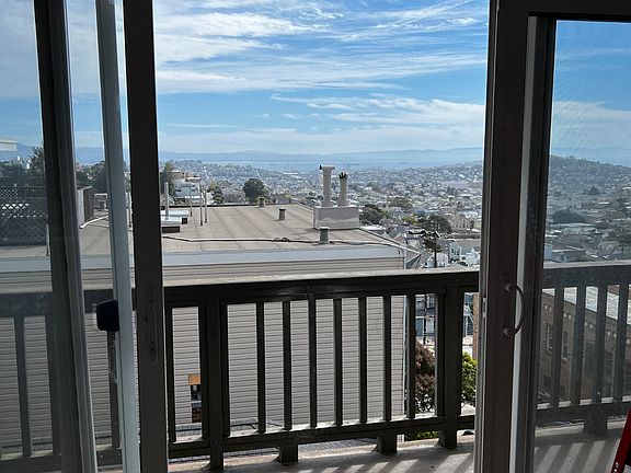 285 Grand View Ave APT 5, San Francisco, CA 94114 | Zillow