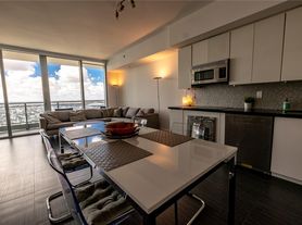 92 SW 3rd St Miami FL | Zillow