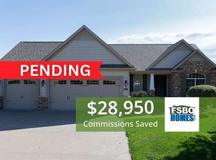 4520 Lakeside Dr, Bettendorf, IA 52722 | MLS #QC4249398 | Zillow