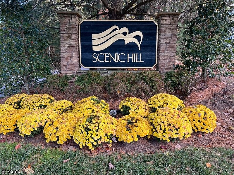 76 Larkin Cir, West Orange, NJ 07052 | MLS #3874766 | Zillow