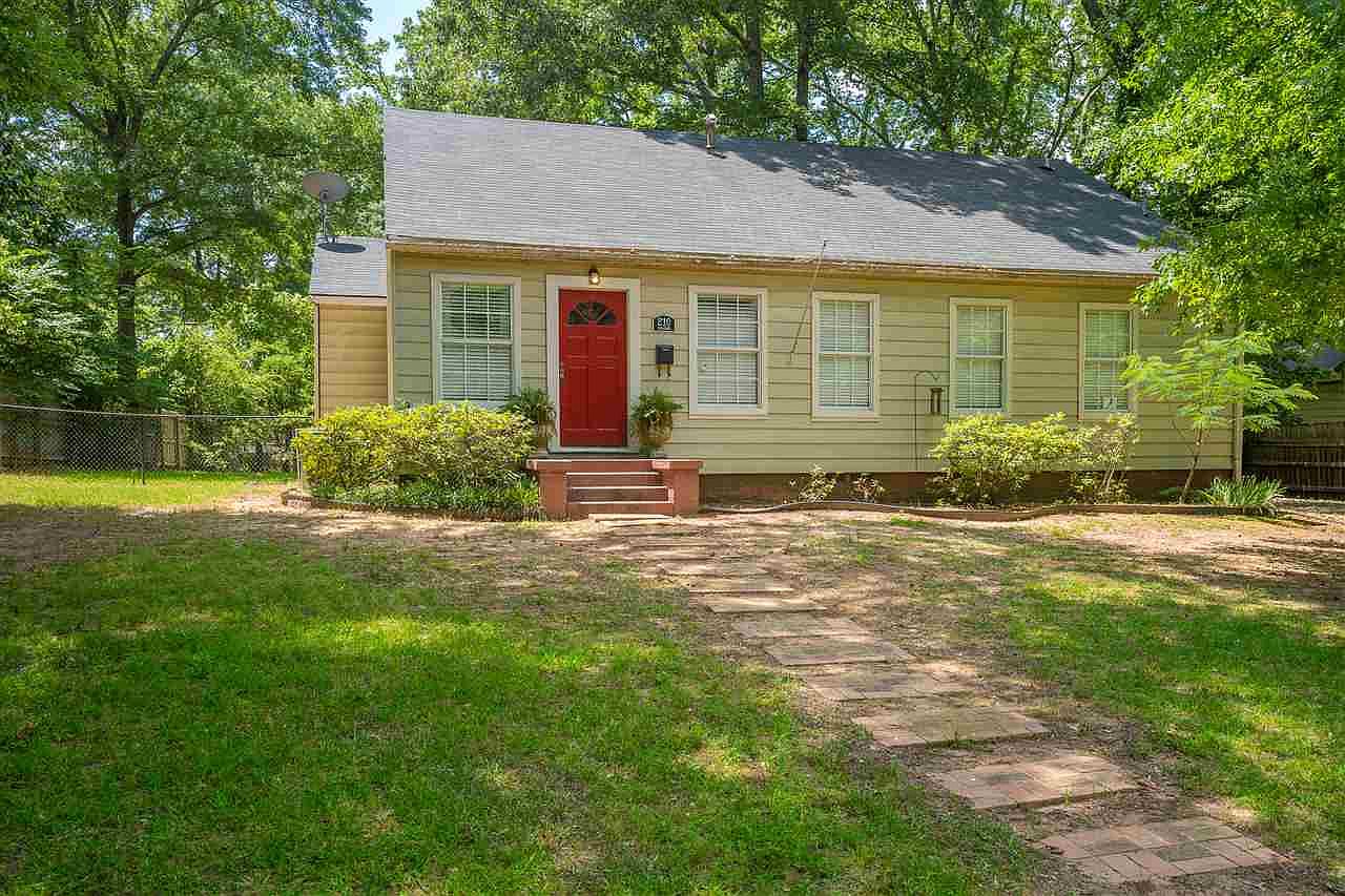 210 Meadow Ln, Longview, TX 75601 | Zillow