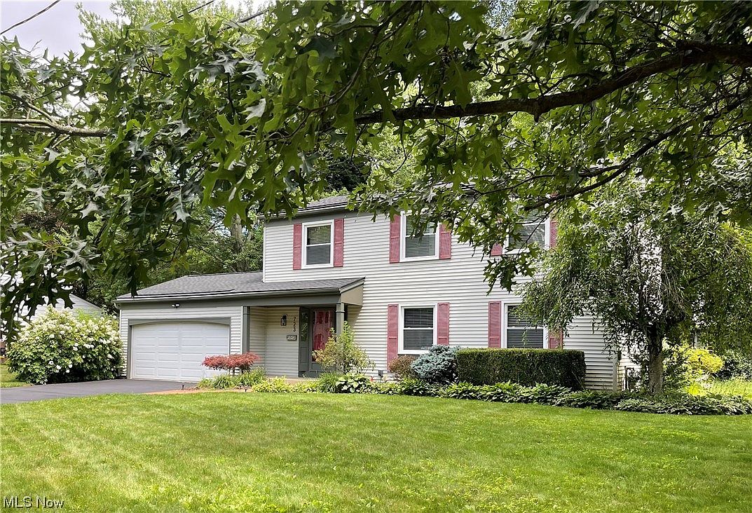 723 Beryl Dr, Kent, OH 44240 | Zillow