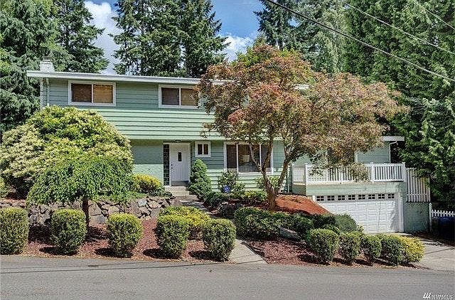 12818 SE 29th St, Bellevue, WA 98005 | Zillow
