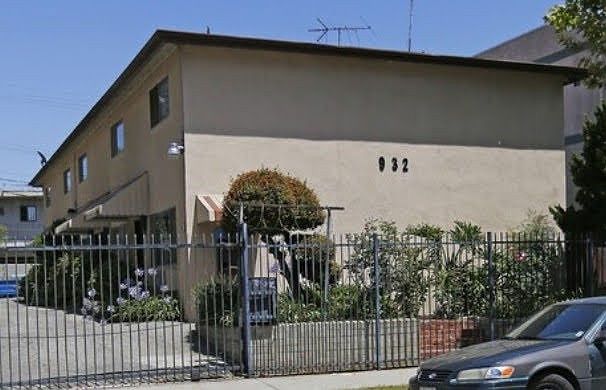 932 S Gramercy Pl #104, Los Angeles, CA 90019 | Zillow