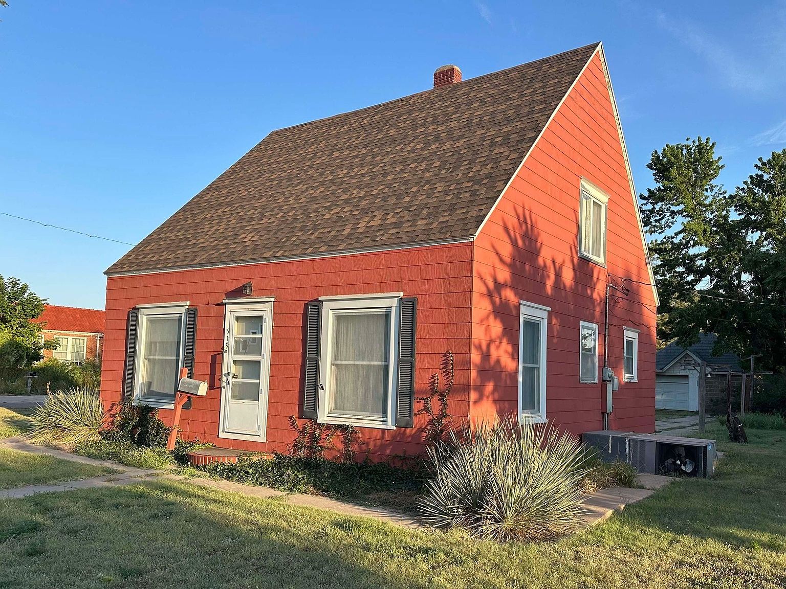 519 E 8th St, Kinsley, KS 67547 | Zillow