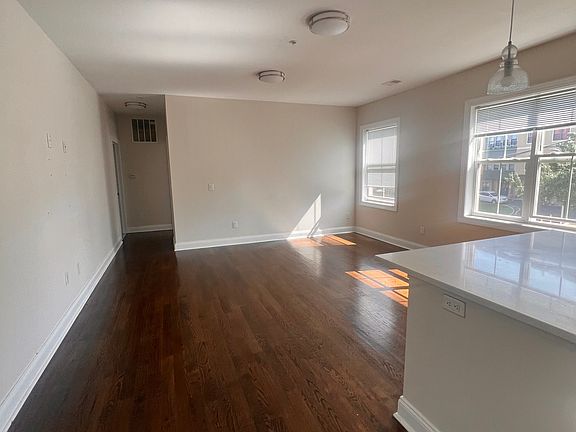 741 Park Ave Floor 2, East Orange, NJ 07017 | Zillow