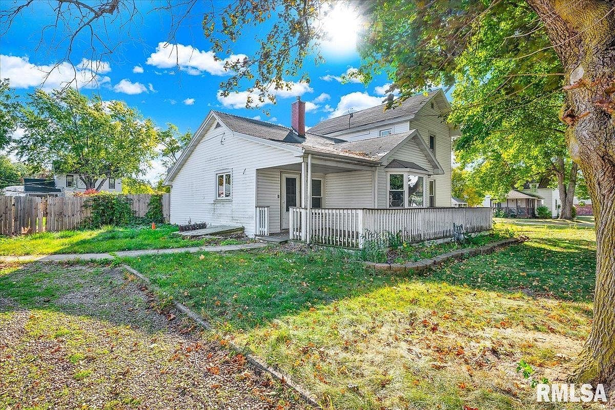 202 N Griffin St, Armington, IL 61721 | Zillow