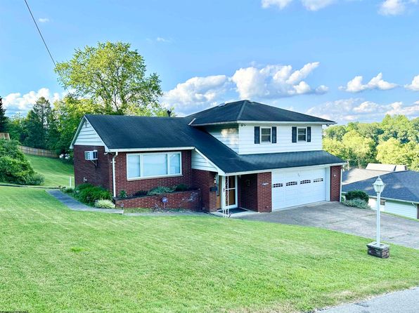 Fairmont WV Real Estate - Fairmont WV Homes For Sale | Zillow