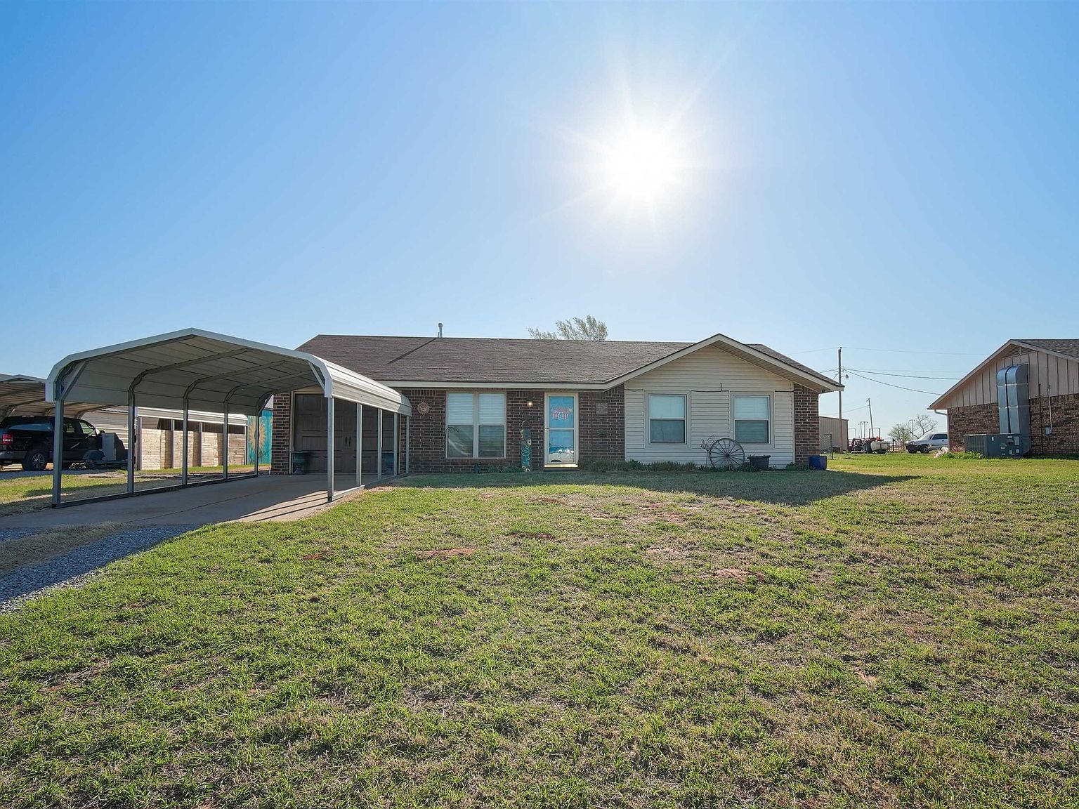 408 S Broadway St, Mutual, OK 73853 | Zillow