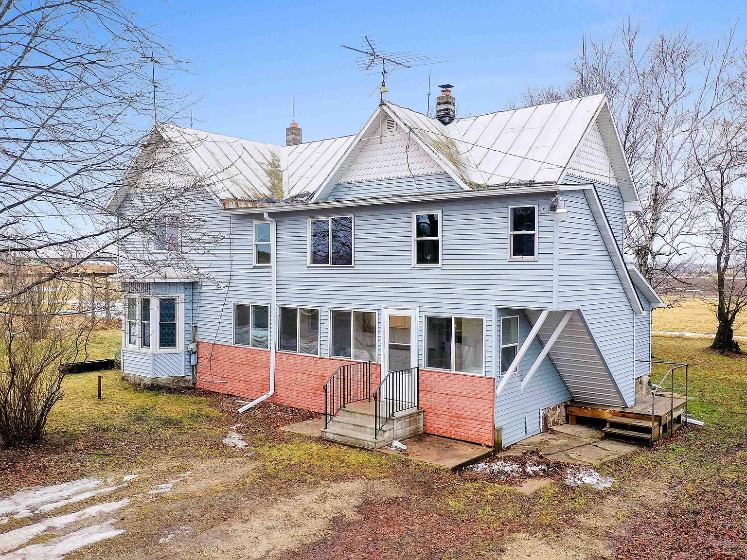 N6615 Pine Hill Rd, Pine River, WI 54965 | Zillow