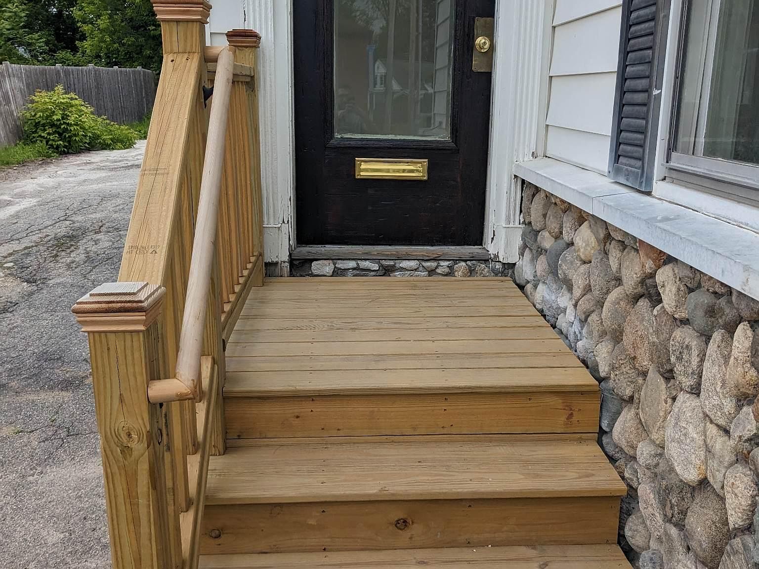 394 Sabattus St #1, Lewiston, ME 04240 | Zillow