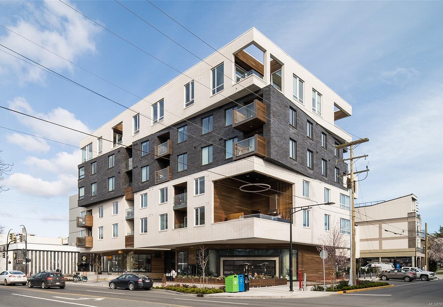 1033 Cook St #209, Victoria, BC V8V 3X3 | Zillow