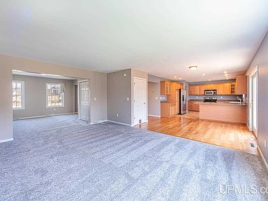2836 Granite Pointe Dr, Marquette, MI 49855 | Zillow
