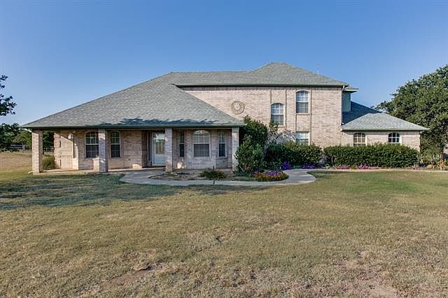 2625 Cheyenne Ln, Crowley, TX 76036 | Zillow