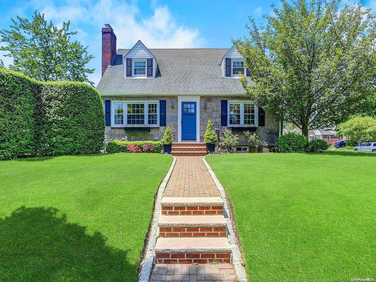 32 Edgemere Road, Garden City, NY 11530 | Zillow