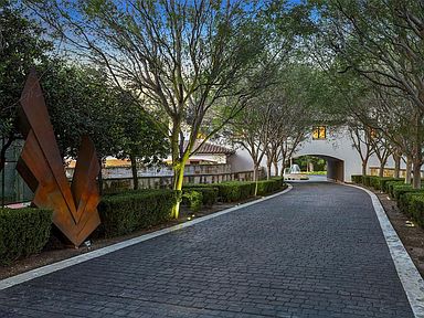 10660 Strait Ln, Dallas, TX 75229 | Zillow