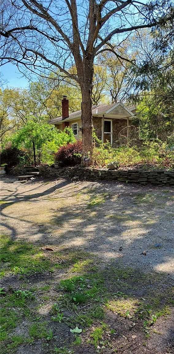 36 Elizabeth Way, Ridge, NY 11961 | Zillow