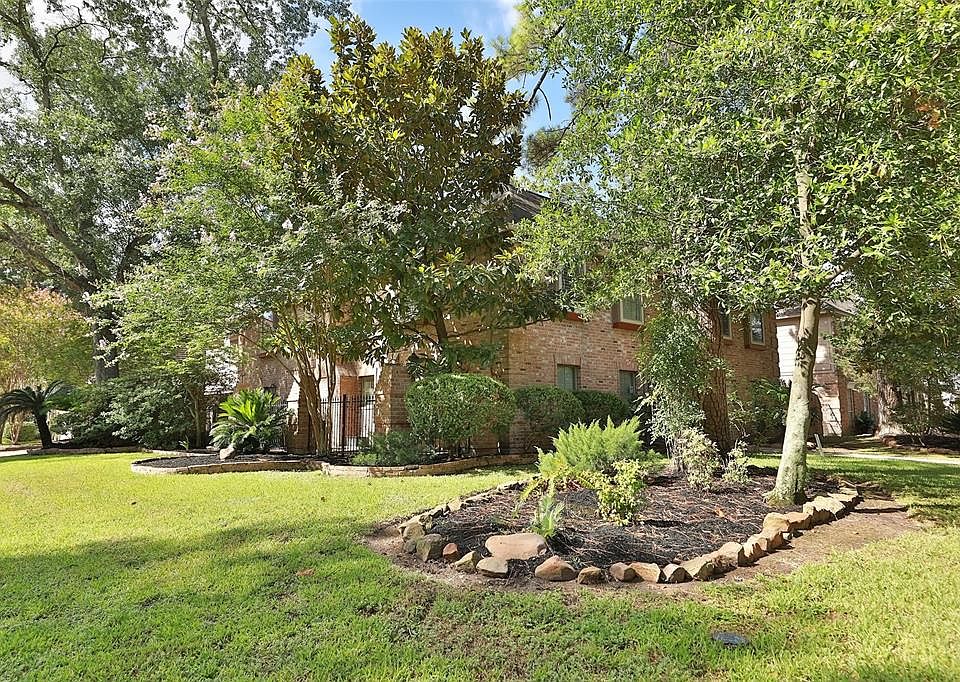 5503 Pebble Springs Dr, Houston, TX 77066 | Zillow