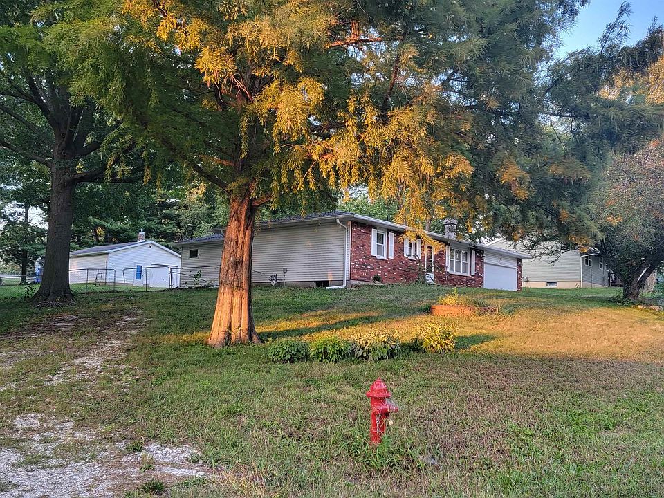 411 Willow St, Payson, IL 62360 | Zillow