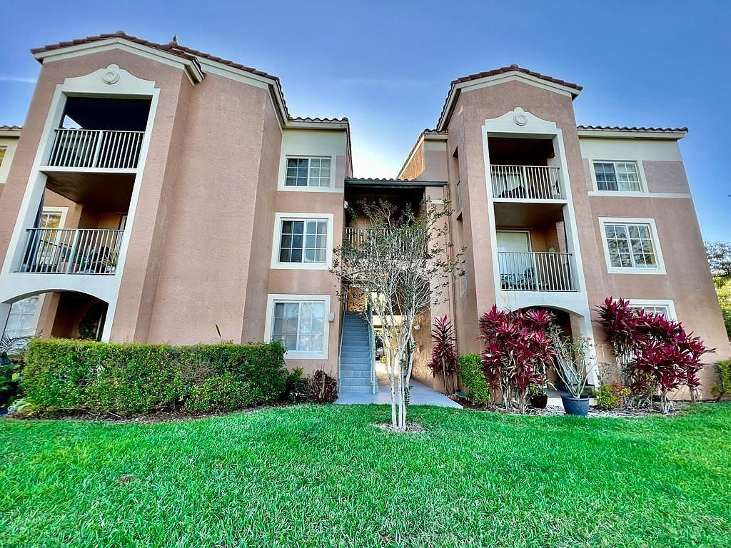 4824 N State Road 7 #204-9, Pompano Beach, FL 33073 | Zillow