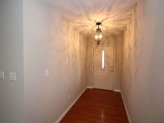 120 Falcon Dr, Highland, IL 62249 | Zillow