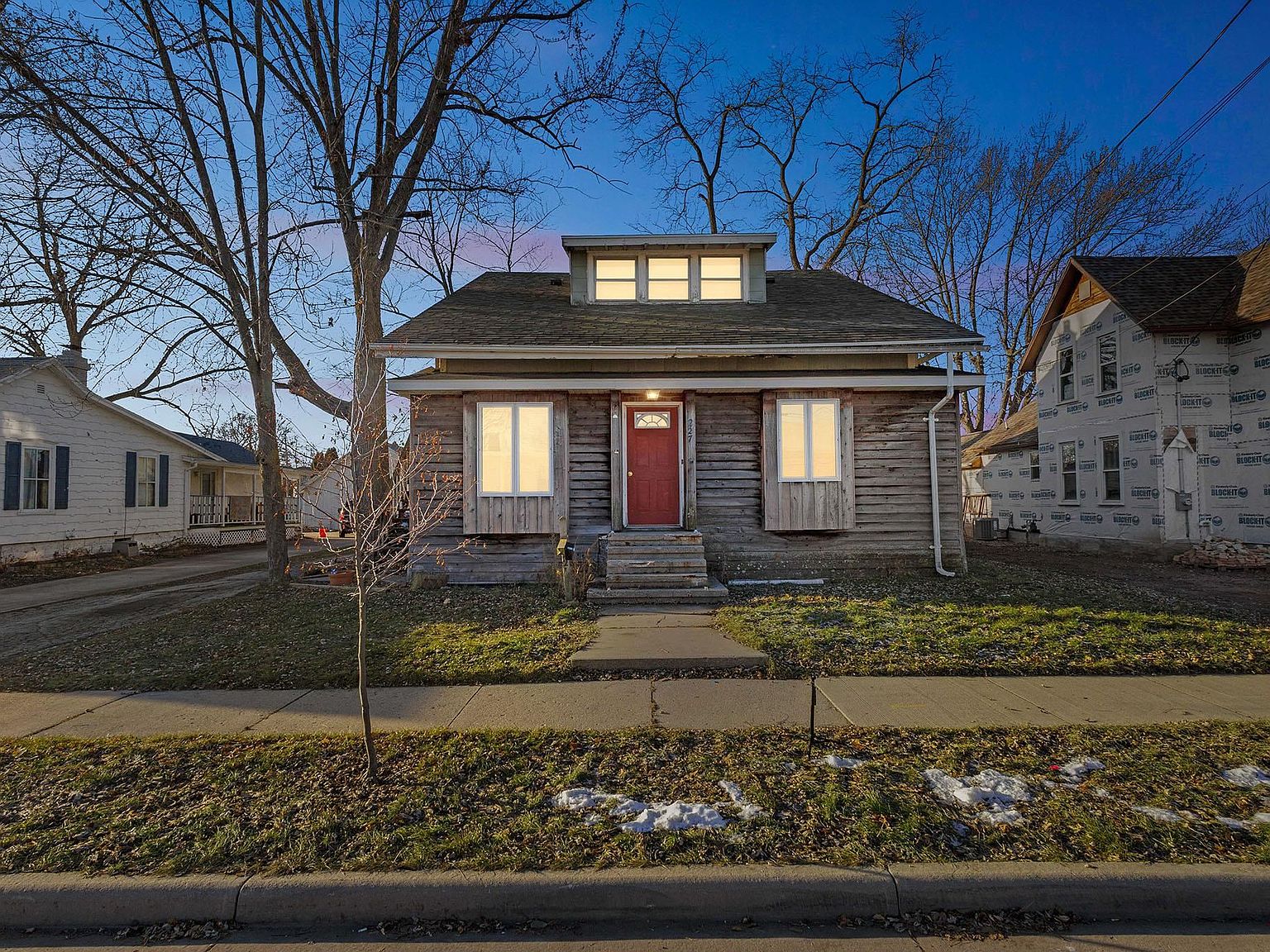 227 E Franklin Ave, Neenah, WI 54956 | Zillow