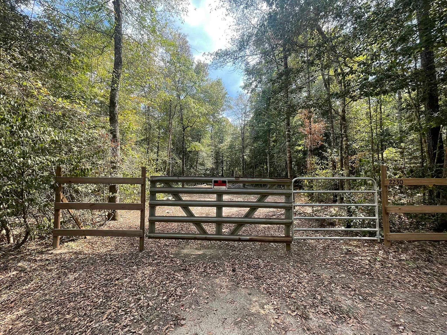 2230 County Road 4420, Spurger, TX 77660 | Zillow