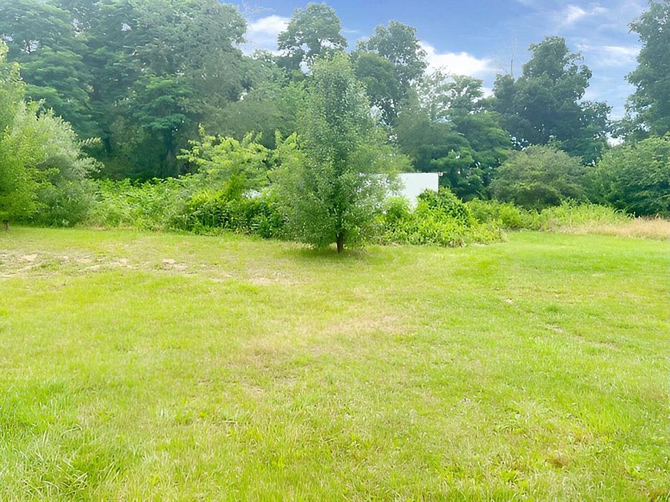 70 Magnolia Ln, Waynesboro, VA 22980 | Zillow