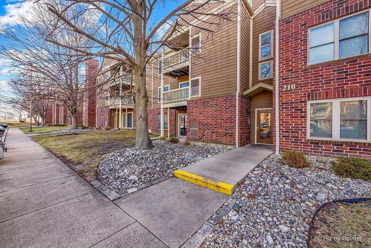 210 Glengarry Dr APT 309, Bloomingdale, IL 60108 | Zillow