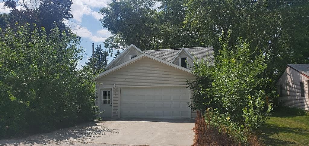 712 Charles Ave, Callender, IA 50523 | Zillow