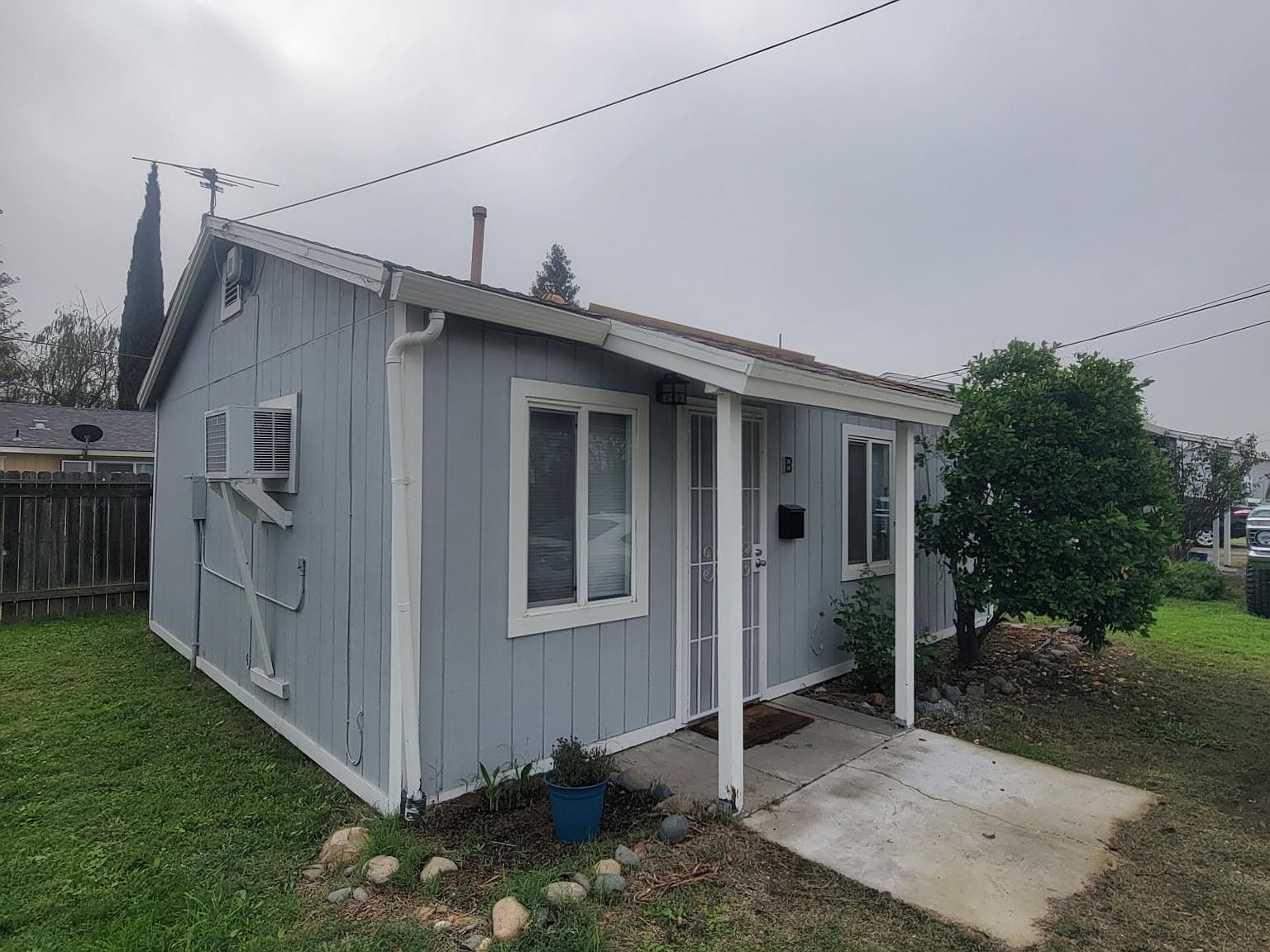 5478 Feather River Blvd #B, Olivehurst, CA 95961 | Zillow