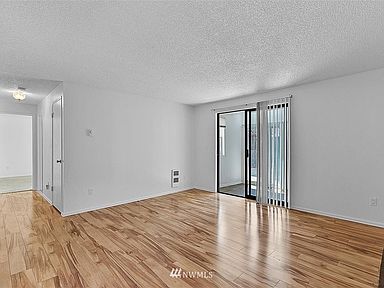 8320 27th Street W UNIT E, University Place, WA 98466 | Zillow