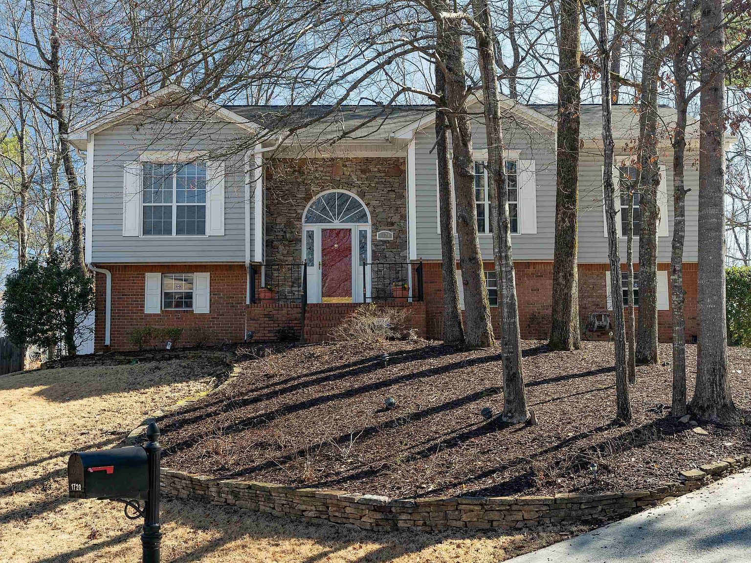 1720 Fieldstone Cir, Helena, AL 35080 | MLS #21376973 | Zillow
