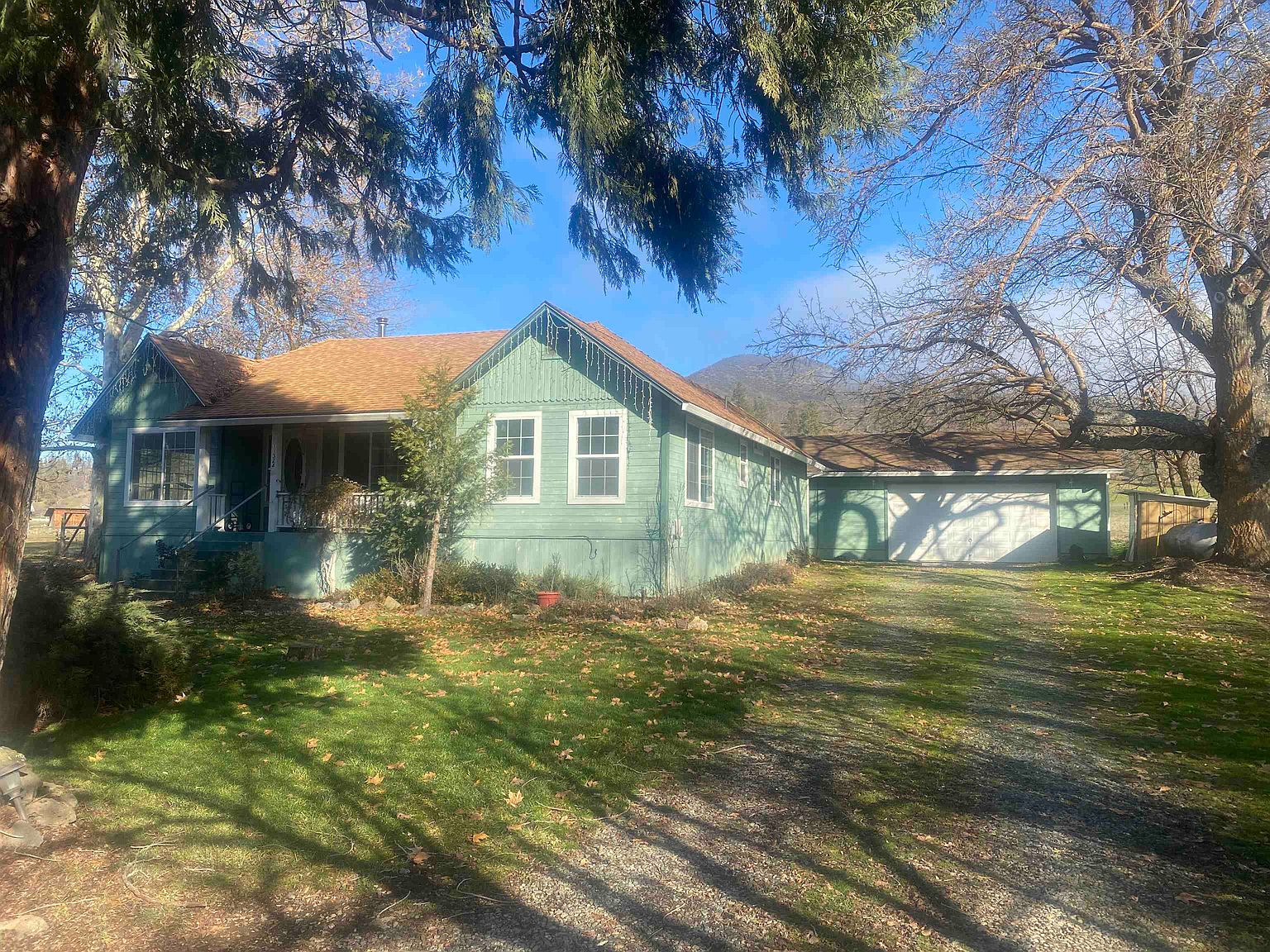 11324 Eastside Rd, Fort Jones, CA 96032 | Zillow