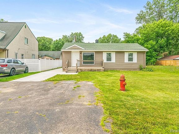 14236 Beech Daly Rd, Taylor, MI 48180 | MLS #20240021501 | Zillow