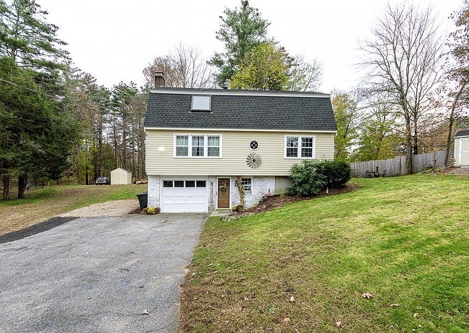 26 Long Hill Rd, Rowley, MA 01969 | Zillow