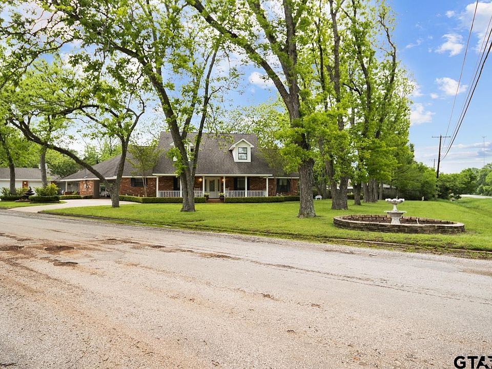 100 Charles St, Crockett, TX 75835 | MLS #23005126 | Zillow