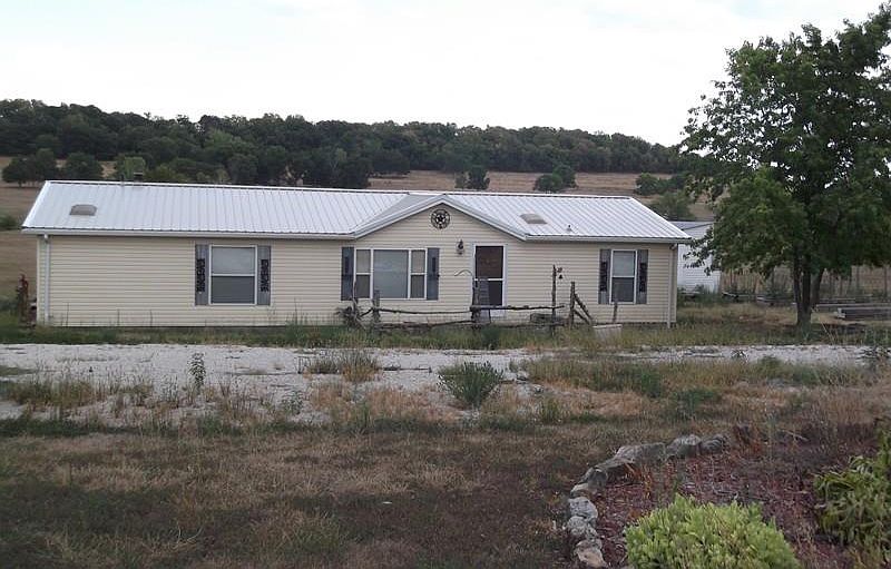 1104 W Range Rd, Redfield, KS 66769 | Zillow