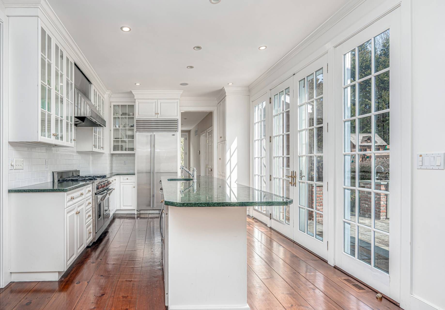 15 West Pond Dr, Bridgehampton, NY 11932 | Out East