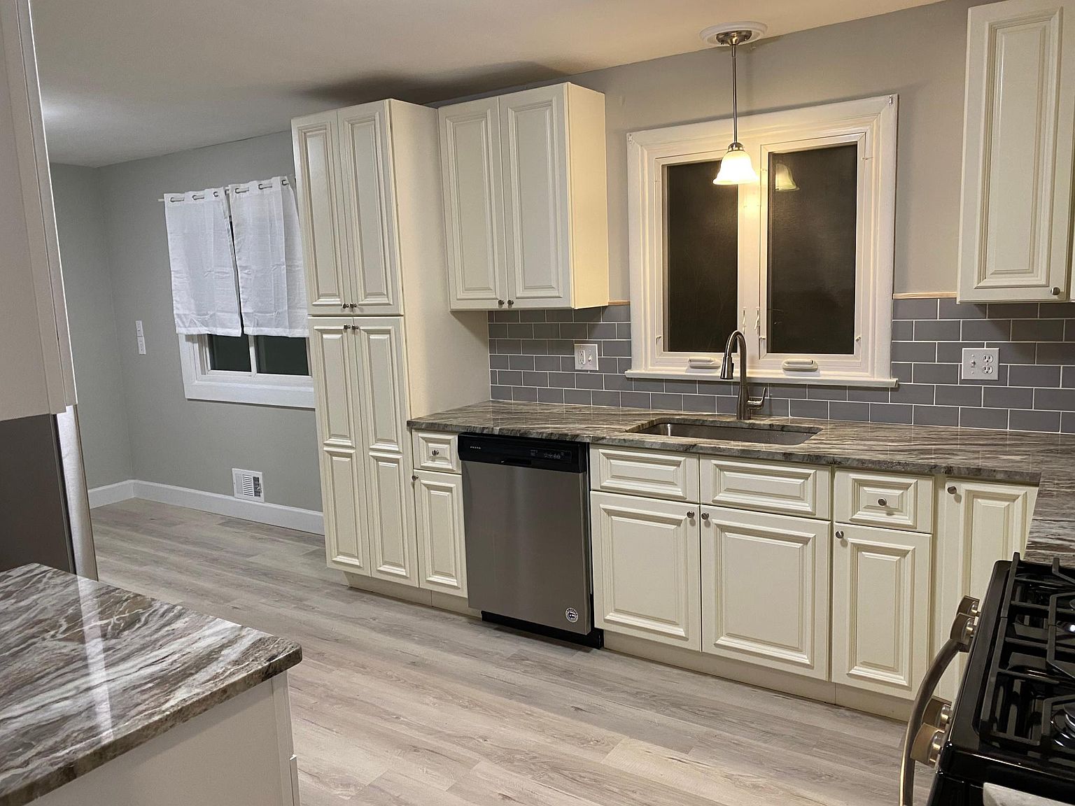 17 Redwood Dr, Rochester, NY 14617 | Zillow