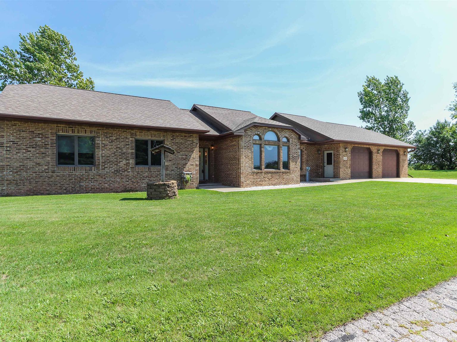 N9101 Hass Rd, Van Dyne, WI 54979 | Zillow