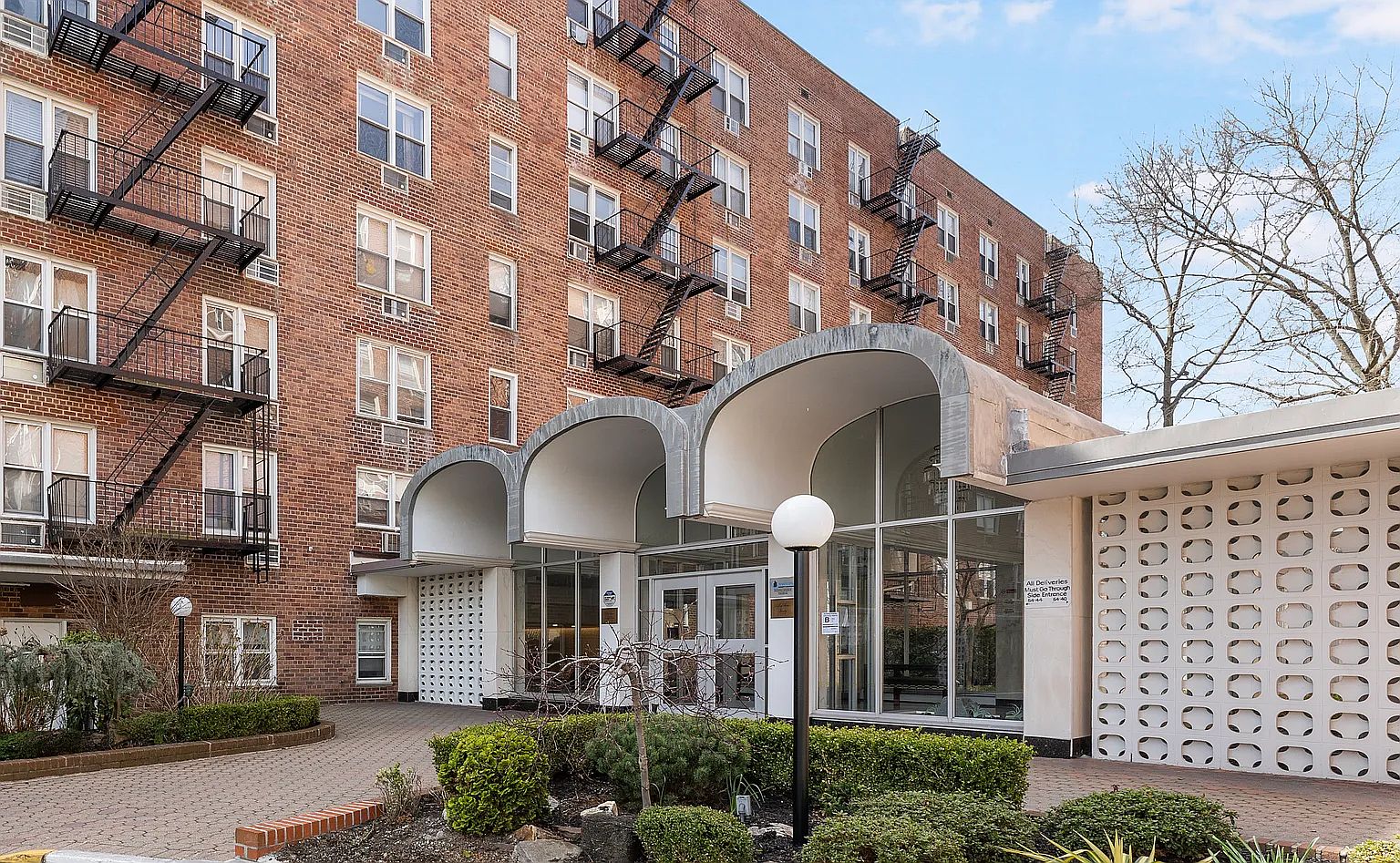 54-44 Little Neck Pkwy APT 5N, Little Neck, NY 11362 | Zillow