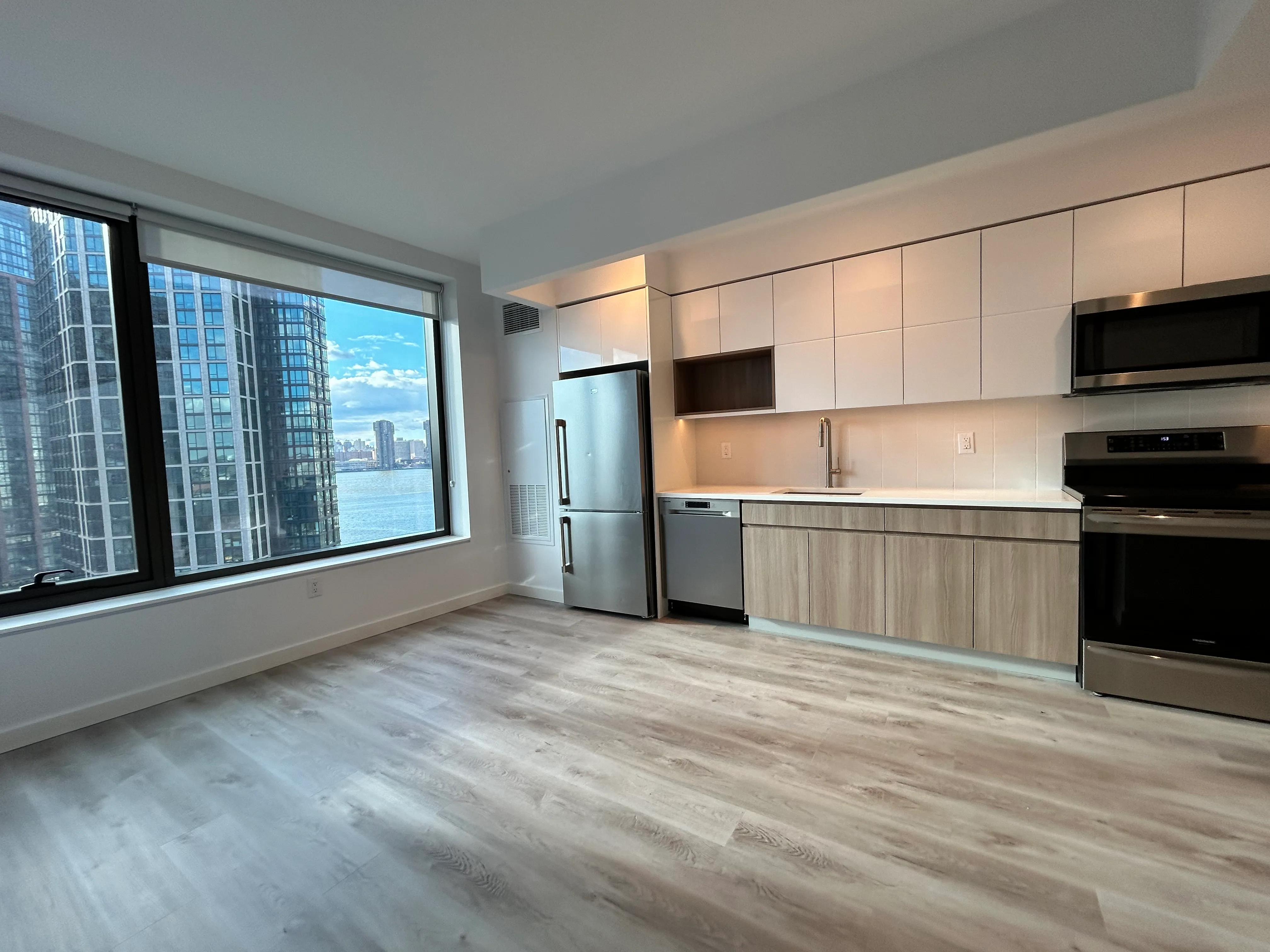 85 Commercial Street #15B in Greenpoint, Brooklyn | StreetEasy