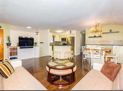 28 Chaffee Ave, Bronx, NY 10465 | Zillow