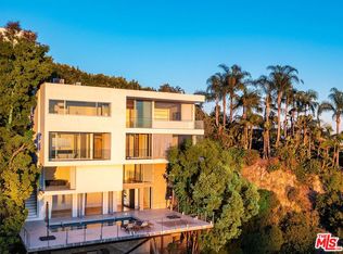 9233 Swallow Dr, Los Angeles, CA 90069 | MLS #24-343275 | Zillow