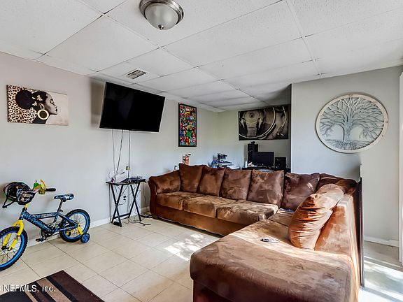 7014 CHRISTOPHER ROBIN DR, Jacksonville, FL 32210 | MLS #1207115 | Zillow