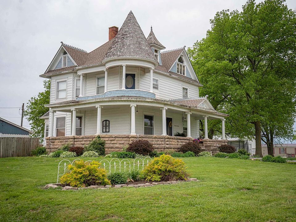 501 W Oak St, Fairview, KS 66425 | Zillow