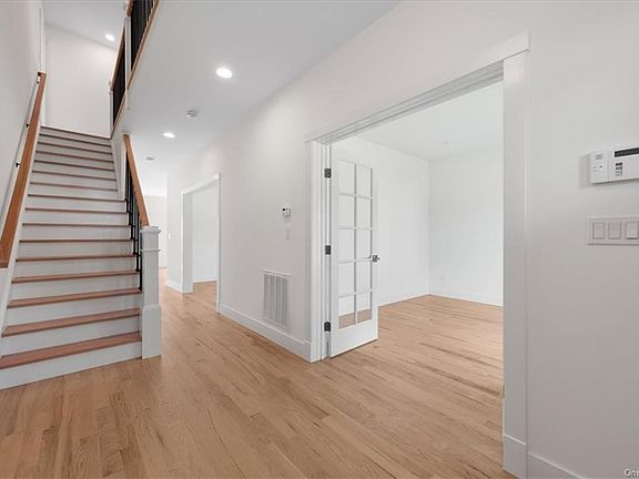 1715 Jessica Court, Mohegan Lake, NY 10547 | MLS #H6316196 | Zillow