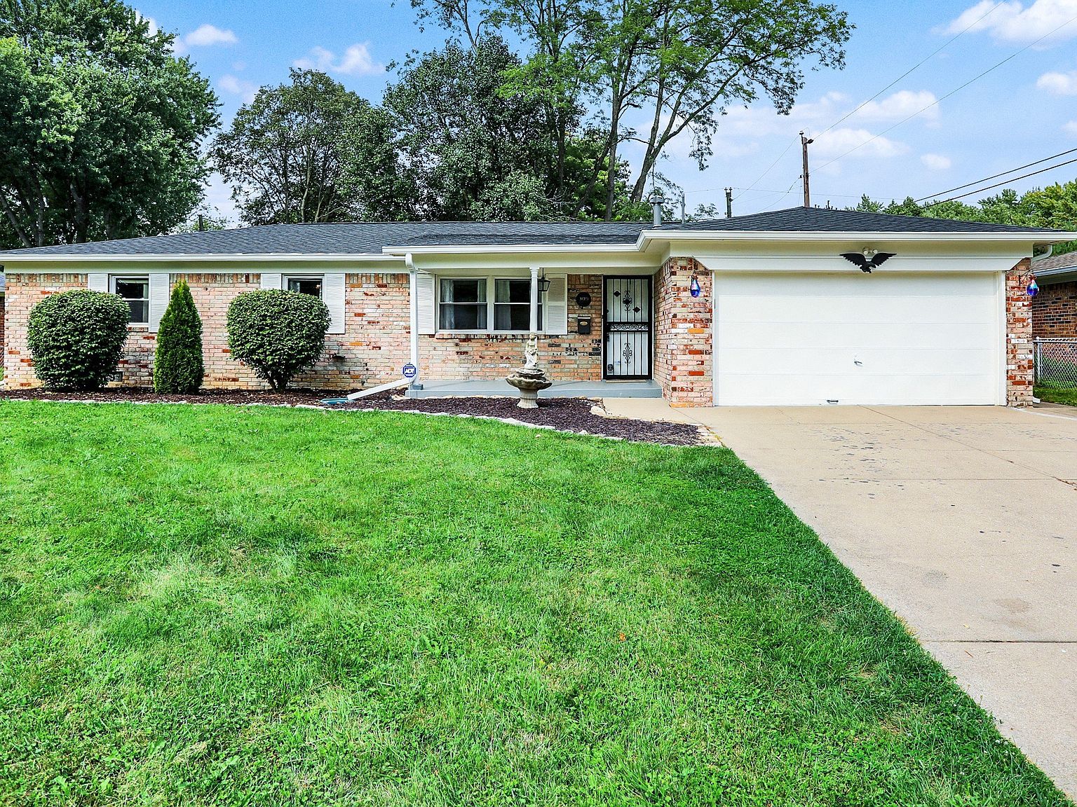 309 Hopkins Rd, Cumberland, IN 46229 | Zillow